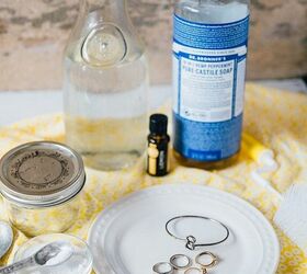 Natural DIY Jewelry Cleaner | Upstyle