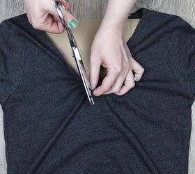 2 Easy T-Shirt Neckline Cutting Ideas to Make Intricate V-Necks | Upstyle