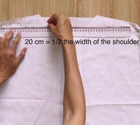 Make This Cute Puff Sleeve Crop Top Out of An Old Men's Shirt | Upstyle