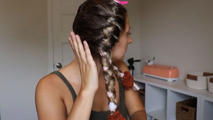 How To Create Perfect Overnight Heatless Curls With The Wrap Method