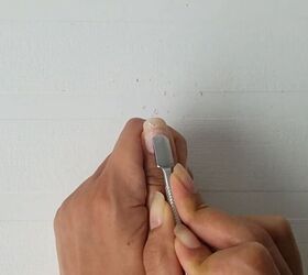 The Best Way to Remove Gel Nail Polish Without Damaging Nails | Upstyle