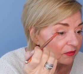 How to Do Perfect Eyeliner Over 50 - Step-by-Step Tutorial | Upstyle