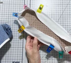 Cute DIY Slippers Tutorial: How to Make Slippers From Old Jeans | Upstyle