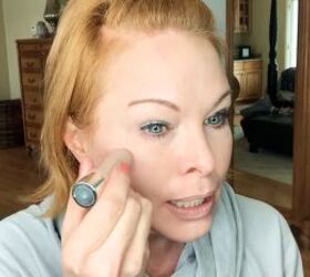 How to Highlight & Contour Pale Skin: Products, Techniques & More | Upstyle