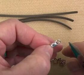 How to Make a Lariat Necklace That is Elegant & Easily Adjustable | Upstyle