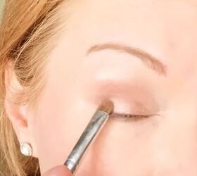 New to Makeup? Try This Easy Neutral Eyeshadow Tutorial for Beginners ...