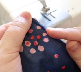 How to Make a Handkerchief in Just 15 Minutes: Super-Simple Gift Idea ...