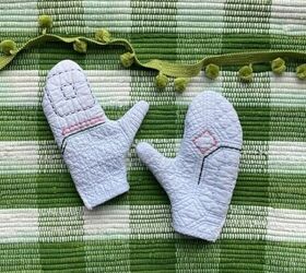 Embroidered Mittens to Keep You Warm During Your Outdoor Decorating ...