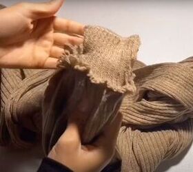 How to Make a Cute DIY Scarf With Sleeves in 4 Quick Steps | Upstyle