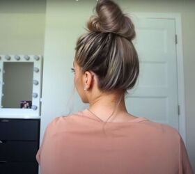 How to Do Cute Messy Buns on Long Hair in 4 Different Ways | Upstyle