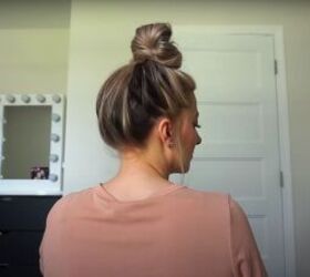 How to Do Cute Messy Buns on Long Hair in 4 Different Ways | Upstyle