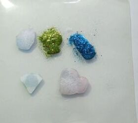 How to Make Cute DIY Pins With Resin & Glitter - Inspired By Tumblr ...