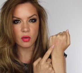 How to Remove Lipstick Stains From Lips Using Olive Oil | Upstyle