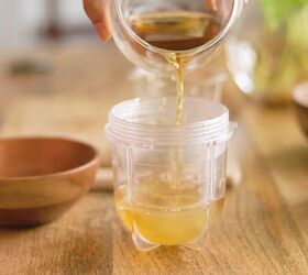 5 Natural Ways to Wash Hair Without Shampoo | Upstyle