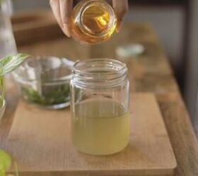 5 Natural Ways to Wash Hair Without Shampoo | Upstyle