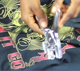 2 Ways to Make DIY Lace-Up T-Shirts That Totally Revamp Your Clothes ...