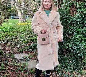 Three Ideas on How to Wear a Mini Bag | Upstyle