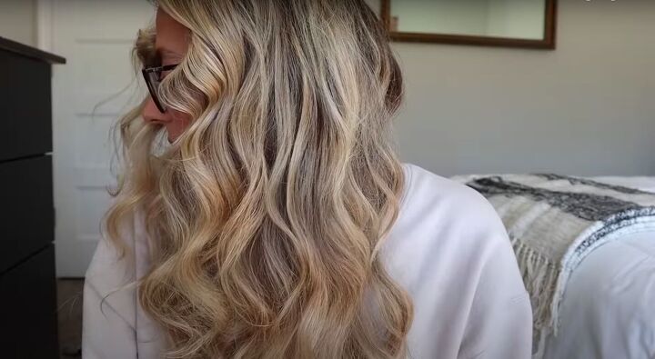 Heatless Curls With Socks Vs Scrunchies Which Method Is Better Upstyle