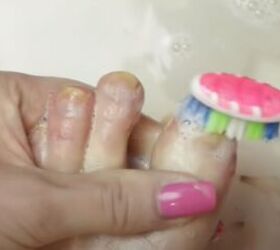How to Give Yourself an Amazing Toenail Makeover at Home | Upstyle
