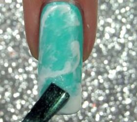 How to Do Quartz Nails Easily at Home In 5 Simple Steps | Upstyle