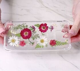 How to Easily Make a Pretty Pressed Flower Phone Case For Spring | Upstyle