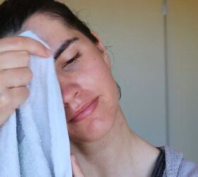 How to Use the Oil Cleansing Method to Clear Your Skin | Upstyle