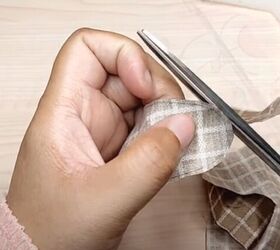 How to Make Cute DIY Snap Clip Covers Using Scrap Fabric | Upstyle