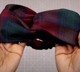 How to Make a Twisted Headband in 5 Quick & Easy Steps | Upstyle