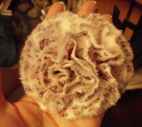 How to Make a Ruffled Flower | Upstyle