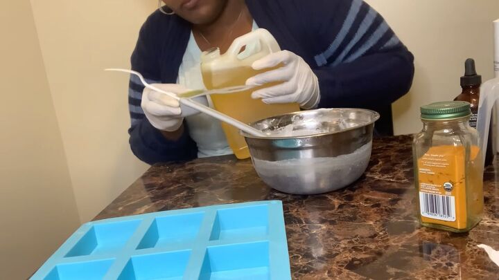 How To Make A Melt And Pour Turmeric And Honey Soap Recipe Upstyle