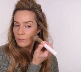 Fuss-Free Makeup for Beginners: How to Do an Easy Glam Look | Upstyle