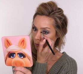 Fuss-Free Makeup for Beginners: How to Do an Easy Glam Look | Upstyle