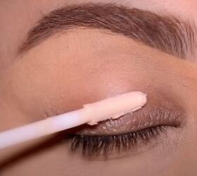 How to Fix Patchy Eyeshadow: Tips For Getting Perfect Eye Makeup | Upstyle