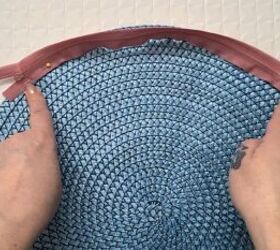 How to Make a Zippered Clutch Purse Out of a Placemat | Upstyle