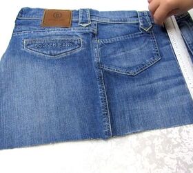 Make 4 Easy, DIY Denim Bags Out of One Pair of Old Jeans | Upstyle