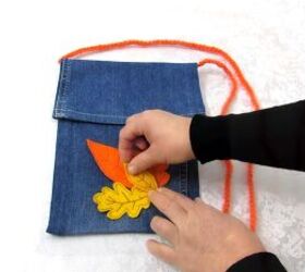Make 4 Easy, DIY Denim Bags Out of One Pair of Old Jeans | Upstyle