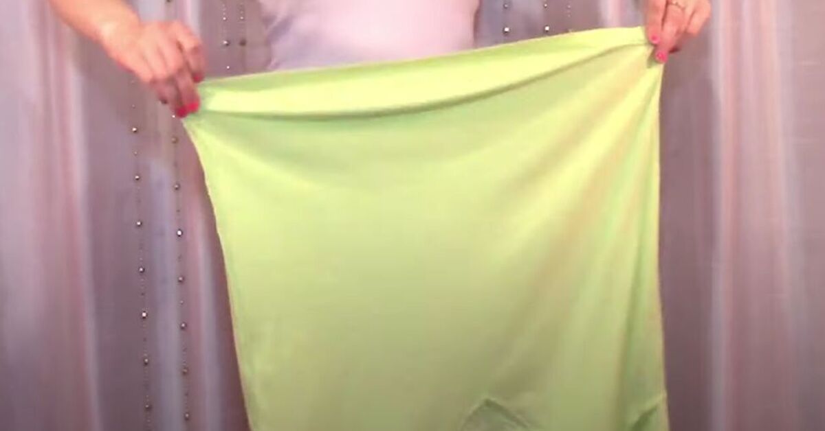 How To Transform A T-shirt Into A Drawstring Skirt | Upstyle