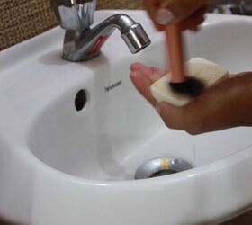 Effective Tips on How to Wash and Dry Wet Makeup Brushes Fast | Upstyle