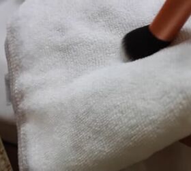 Effective Tips on How to Wash and Dry Wet Makeup Brushes Fast | Upstyle