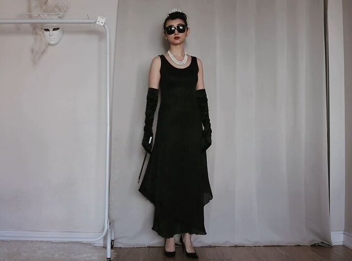 Glamorous Breakfast At Tiffanys Costume For Halloween Upstyle