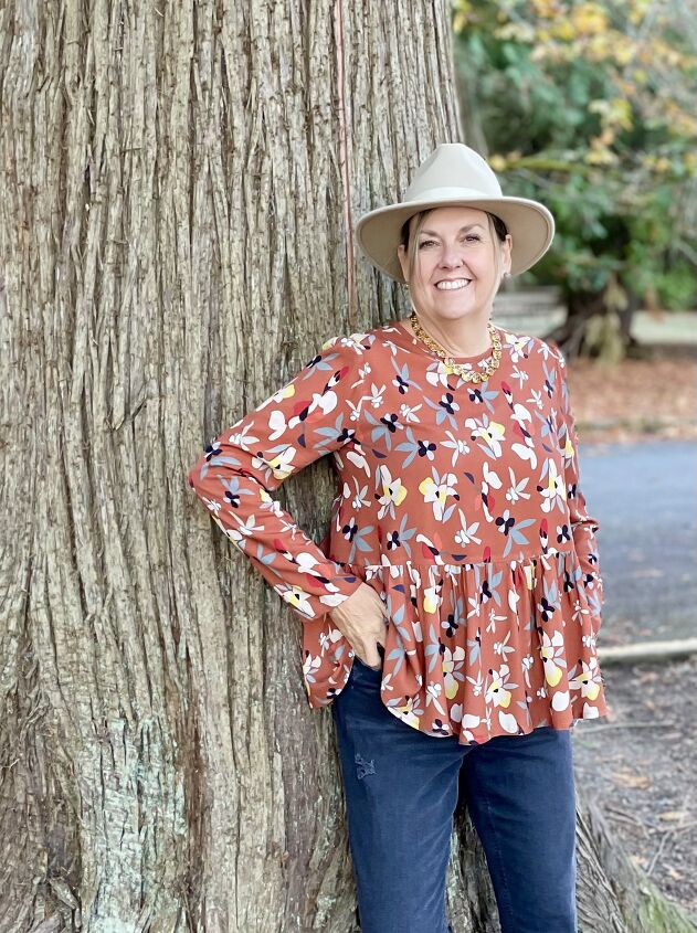 Fall in Love With Juliette: A Perfectly Ruffled Top | Upstyle Fall in Love With Juliette: A Perfectly Ruffled Top | Upstyle