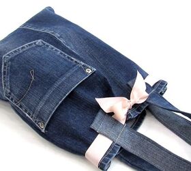 How to DIY 2 Denim Bags from Old Jeans | Upstyle