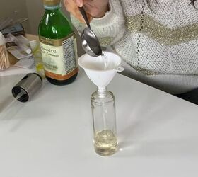 Christmas Gift Idea: Luxury DIY Gold Bath Bomb | Upstyle