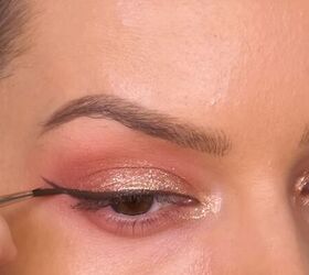 Subtle Glam Holiday Makeup Tutorial | Upstyle