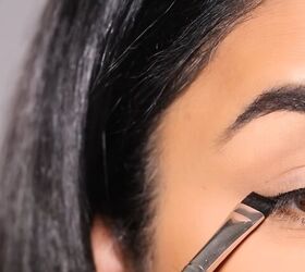 Simple Inner Corner Eyeliner Tutorial | Upstyle