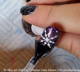 How to Create a Festive Snowflake Nail Design in 8 Easy Steps | Upstyle