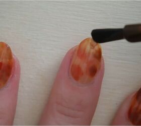 How to DIY a Cute Tortoise Shell Nail Design | Upstyle