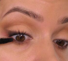 How to Contour Your Eyes | Upstyle