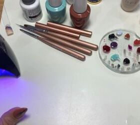 How to DIY Awesome Bubble Bath Nail Art | Upstyle