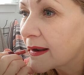 How to Make Lipstick Last: 9 Easy Steps | Upstyle